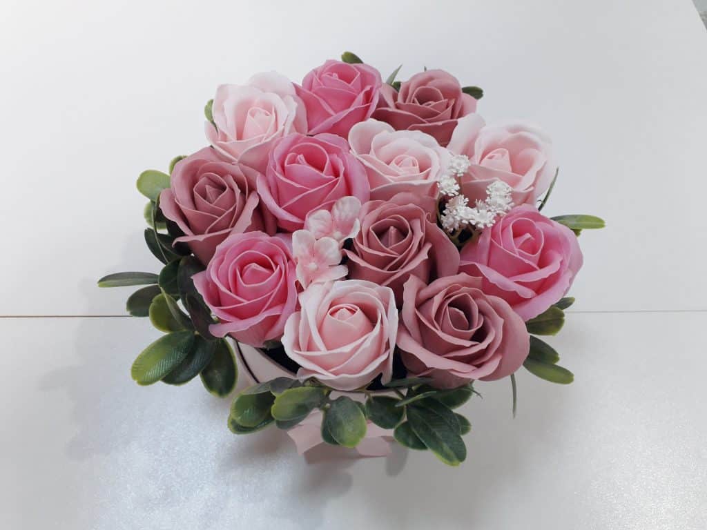 ARANJAMENT DIN FLORI DE SAPUN - CadouImage